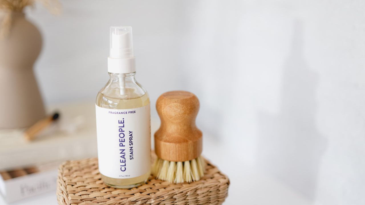 10 Ways To Use Stain Spray - Clean People